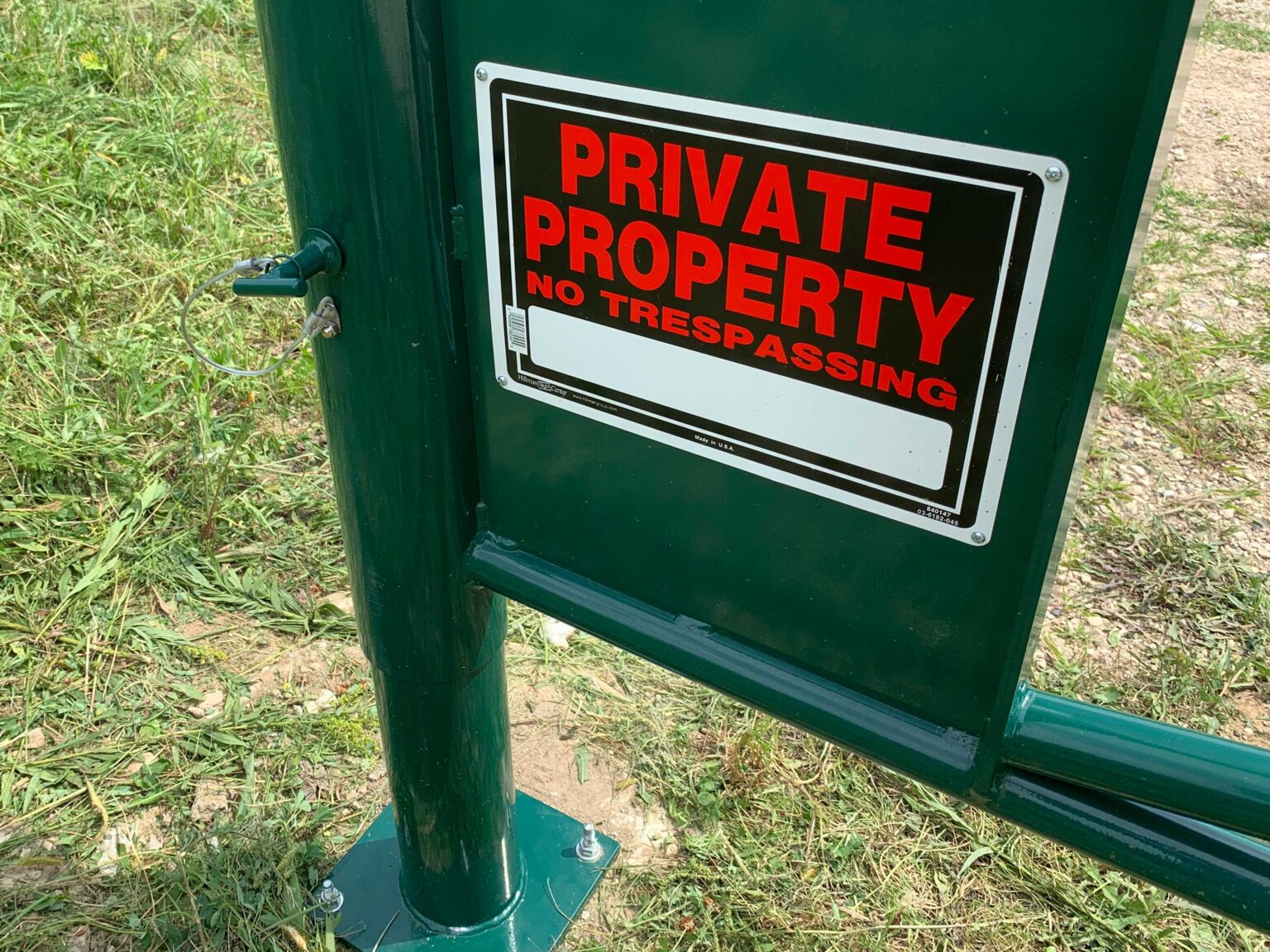 Driveway Entrance Barrier Gate (Manual Swing) Signage | Plymouth Industries