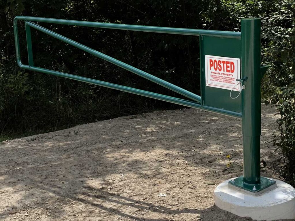 Driveway Entrance Barrier Gate (Manual Swing) Single Gate | Plymouth ...